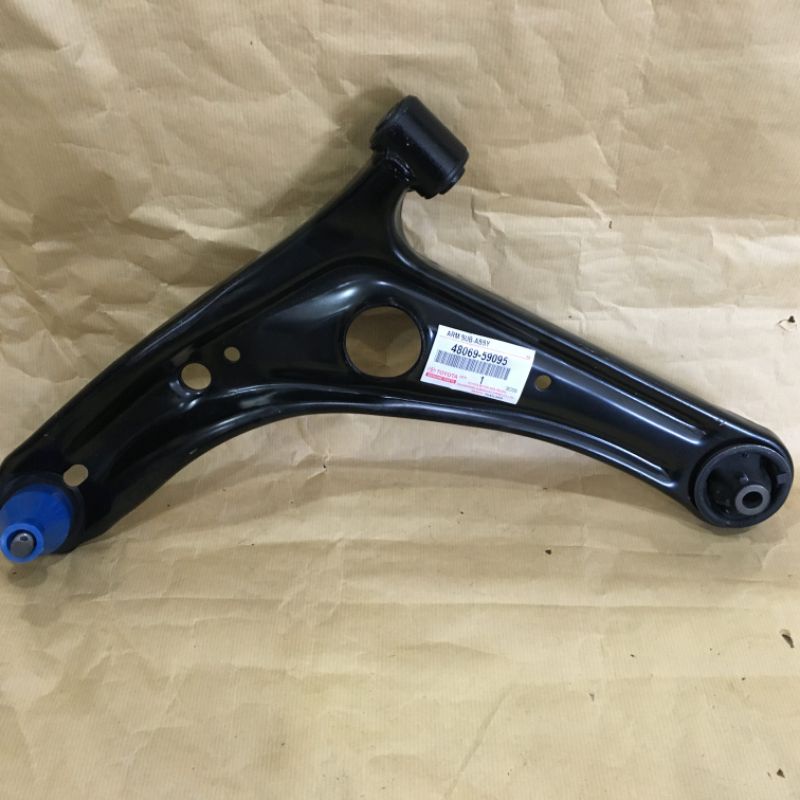 TOYOTA FRONT LOWER ARM VIOS NCP42 02-07 NCP93 08-13 NCP150 13-19 PRIUS C MADE IN THAILAND 🇹🇭 ...
