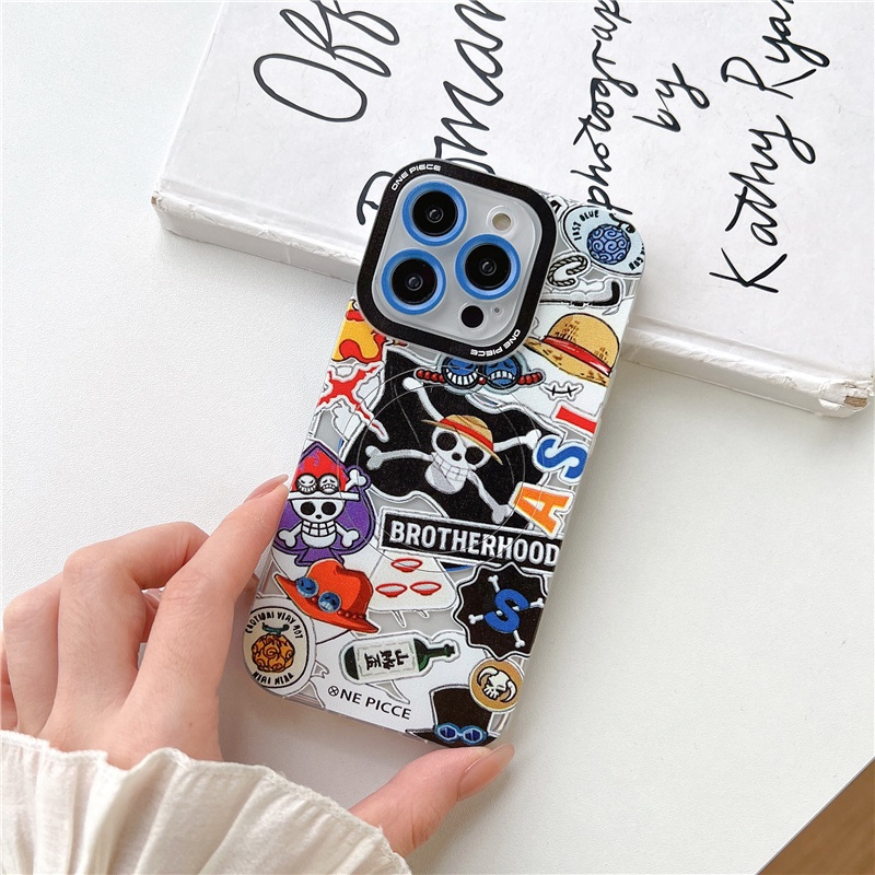 One Piece Flag Ultra Clear Built-in Magnetic Circle Soft Casing Magsafe ...
