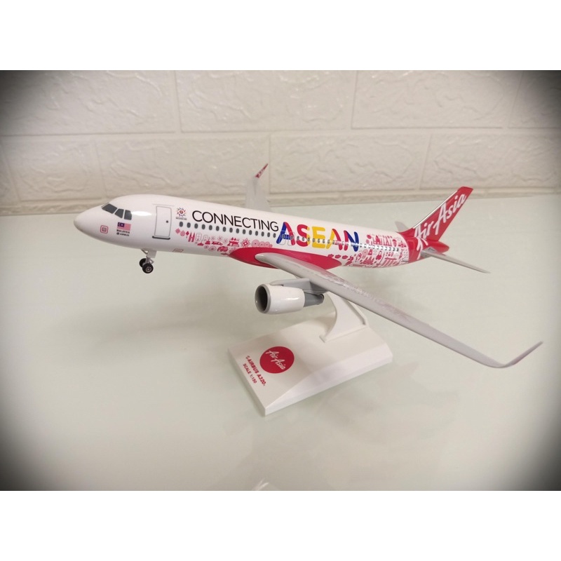 AirAsia Airbus A320 Figure [Connecting ASEAN] Limited edition | Shopee ...