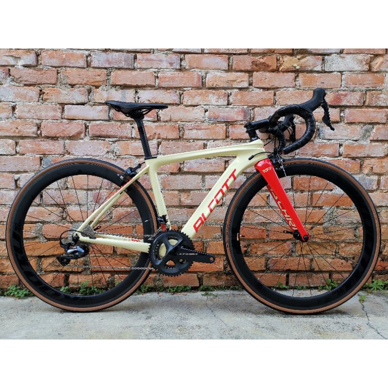ALCOTT Ascari Team Carbon Road Bike Full Shimano ULTEGRA (Carbon Wheel ...