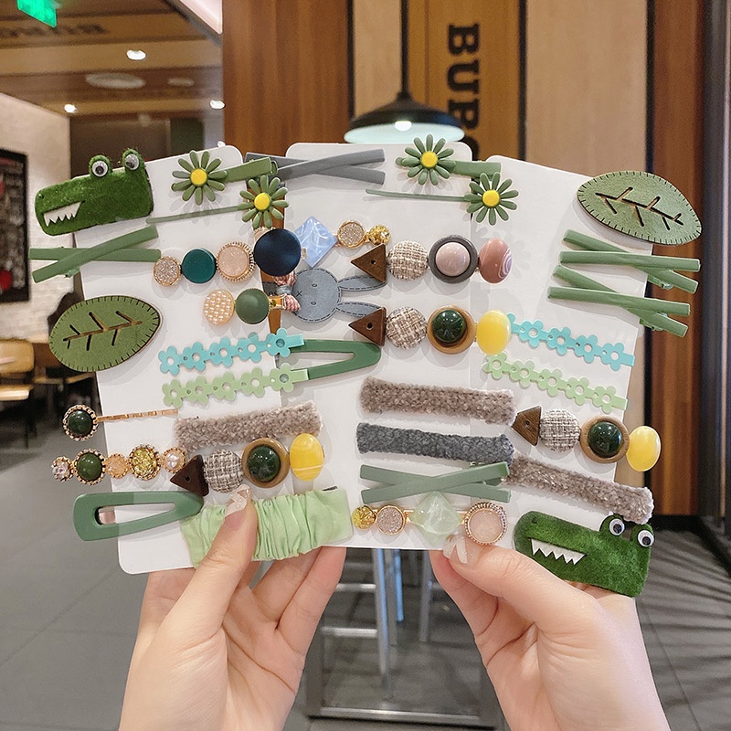 Klip rambut yang tampan dan cantik Bangs sebelah Mori satu perkataan ...