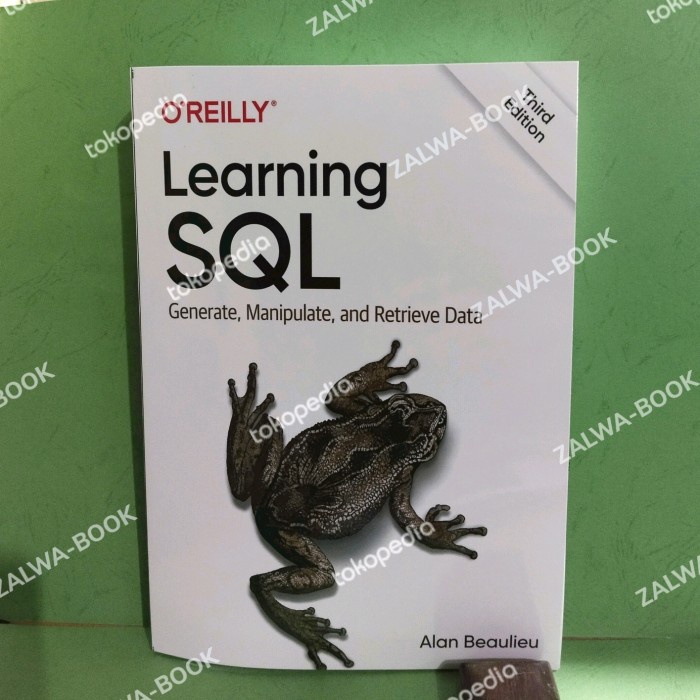 Learning Book SQL Generate, Manipulate, and Retrieve Data | Shopee Malaysia