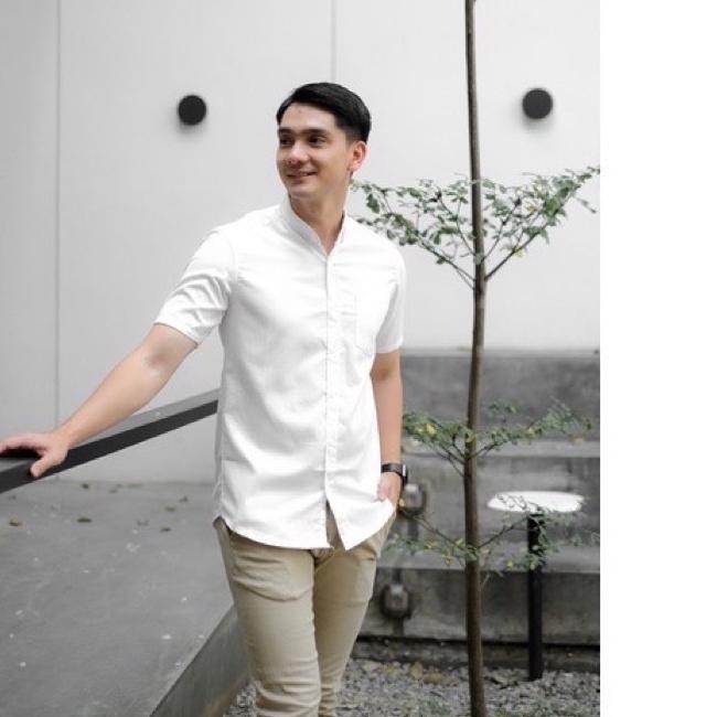 KEMEJA HITAM PUTIH Men's Plain Shirt cowo Short Sleeve slimfit Black ...