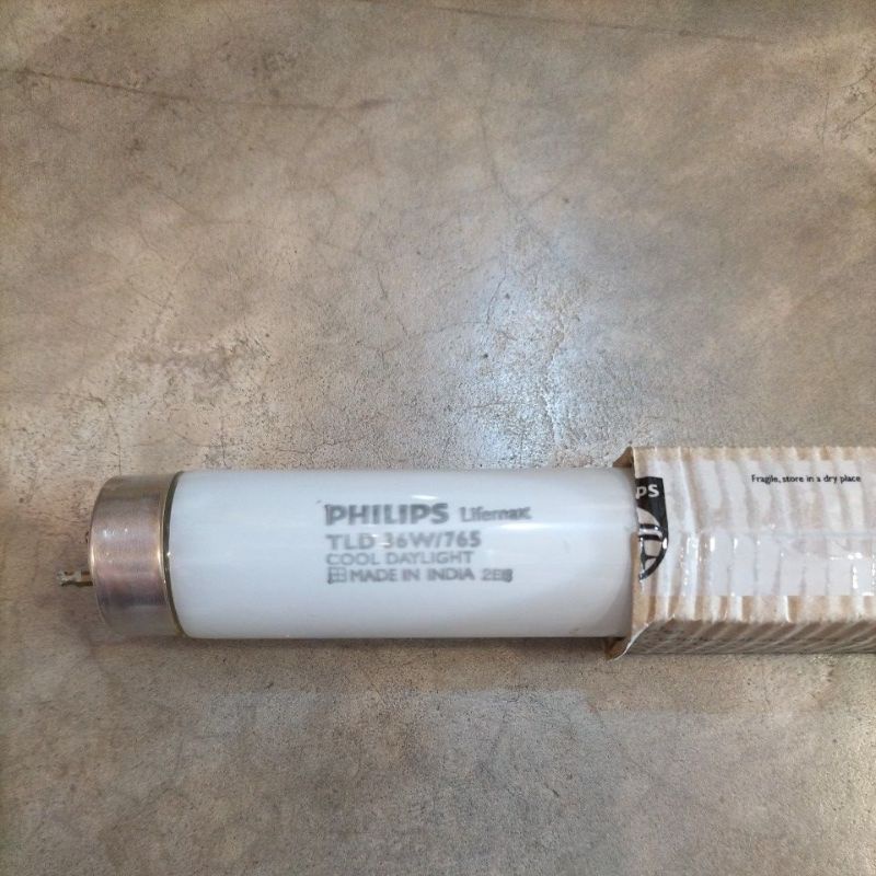PHILIPS SUPER 80 PHILIPS SUPER 80 TL-D 36W/830 TL-D 36W/33 TL-D ...