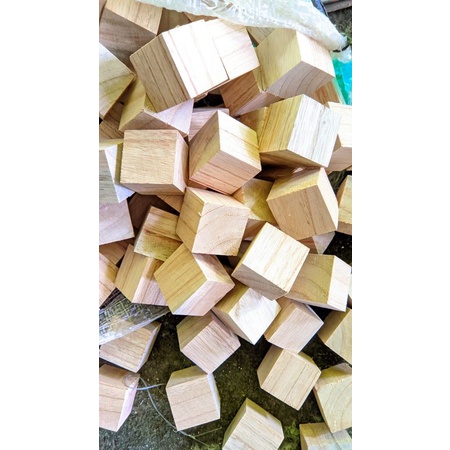 KAYU Wooden Blocks 3cm x 3cm Dice Blocks cube blocks | Shopee Malaysia