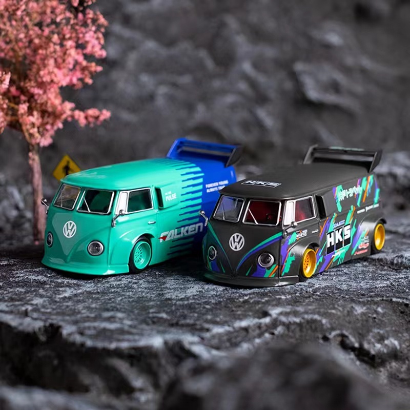 LM 1: 64 Volkswagen T1 Van Bus KOMBI Martini ADVAN Simulation Alloy Car ...