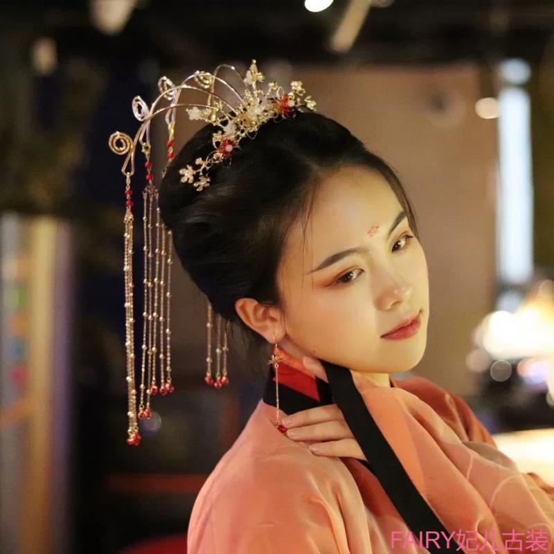 FAIRY: Hanfu Headdress Female Ancient Flowing Hair Crown Step Shaking ...