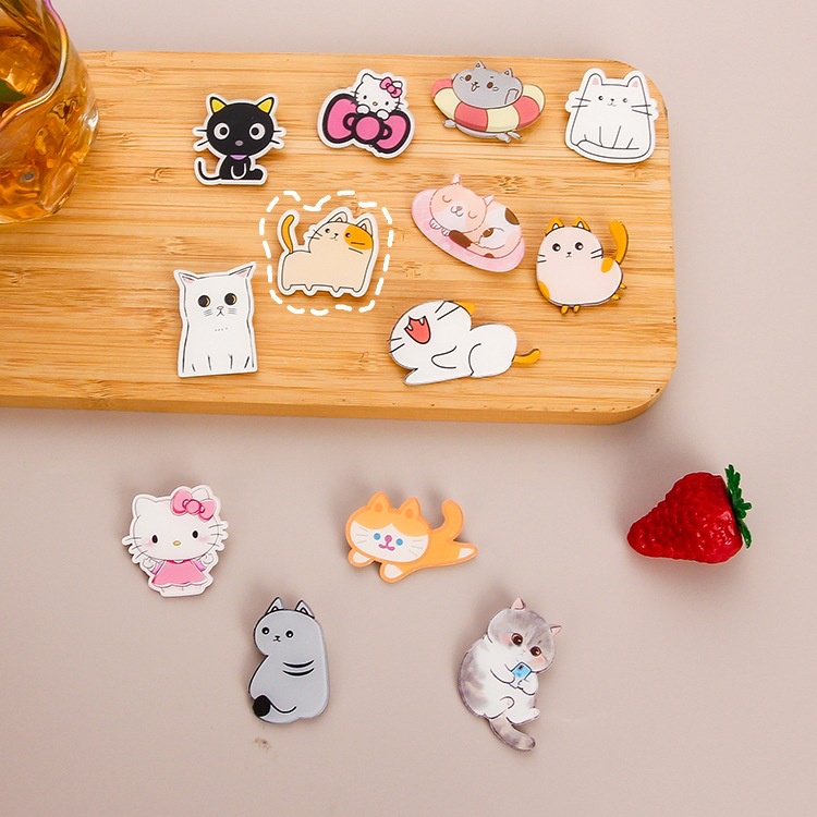 [Ready Stock] Cute Cat Animal Hello Kitty Brooch Cute Badge Pin Student ...