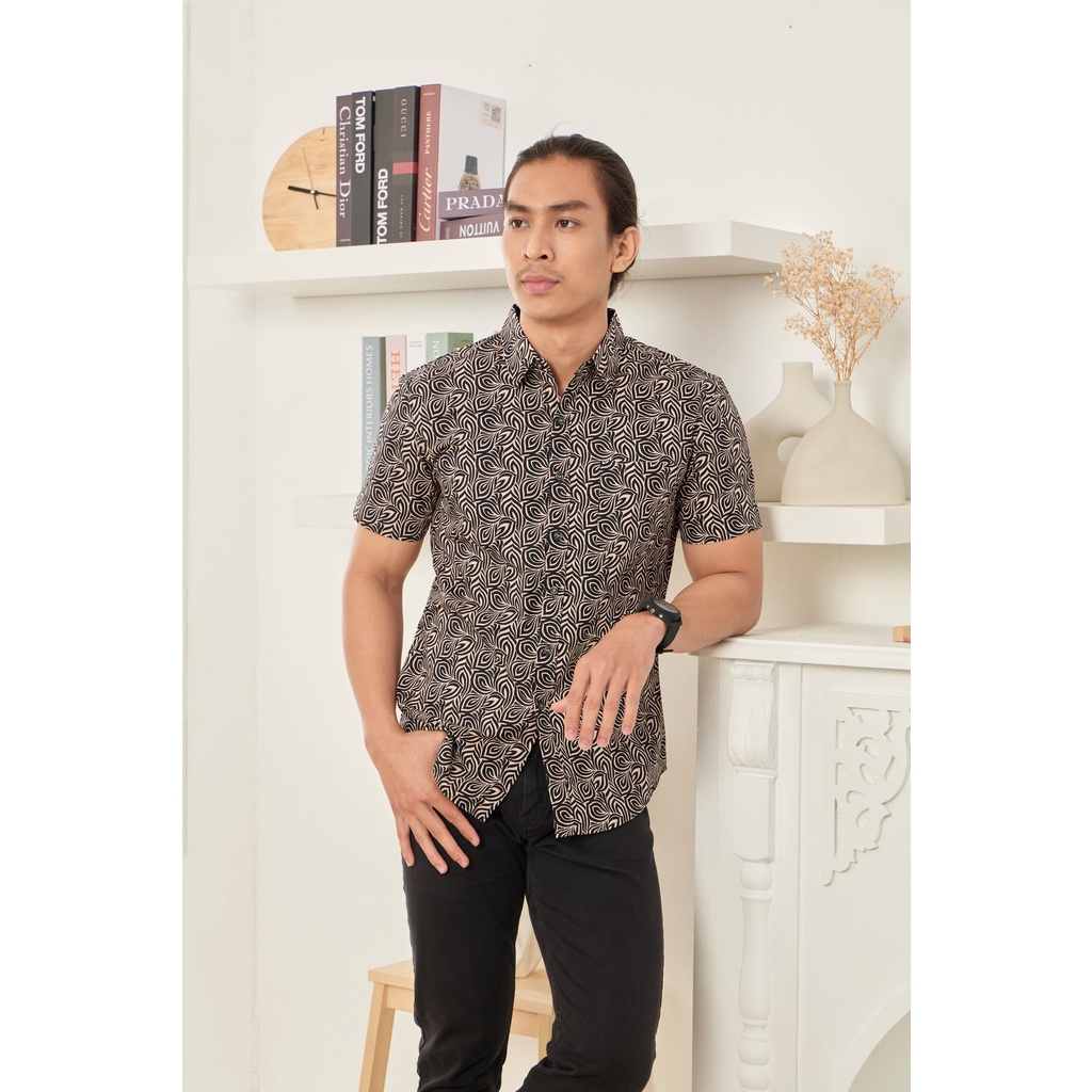 I Am Famous Slim Fit Shirt - CREAM AND BLACK | Shopee Malaysia