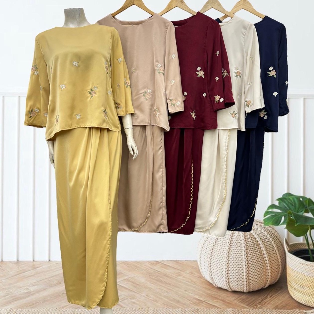 Baju Kurung Sulam Bunga Crop Top Style With Pario Instant Satin Matte ...