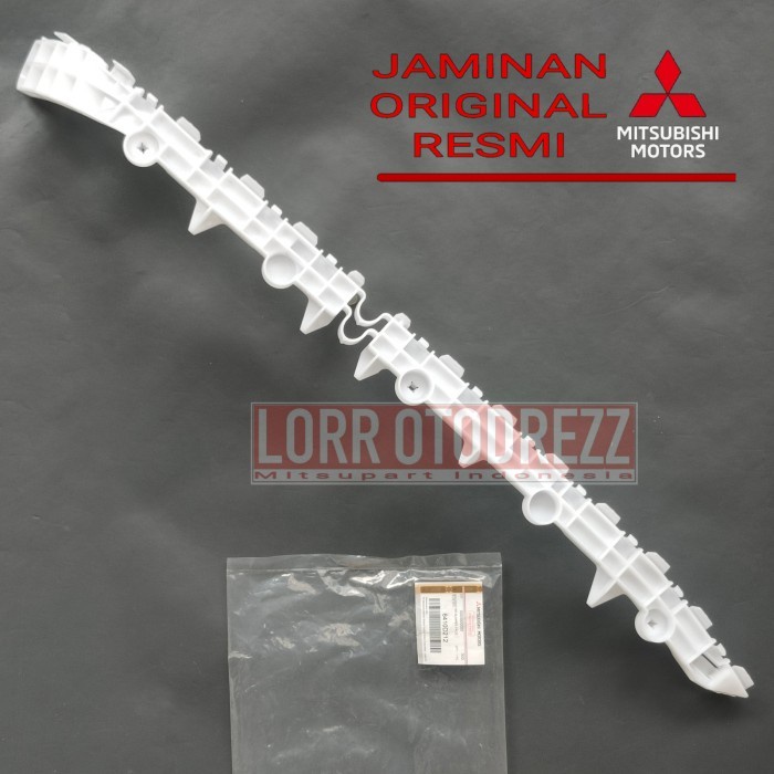 Original Xpander rear bumper Bracket | Shopee Malaysia
