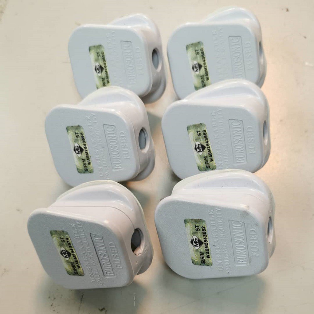Eurosonic13A 3 Pin UK Plug Top / Sirim Approved UK Fused Resilient Plug ...
