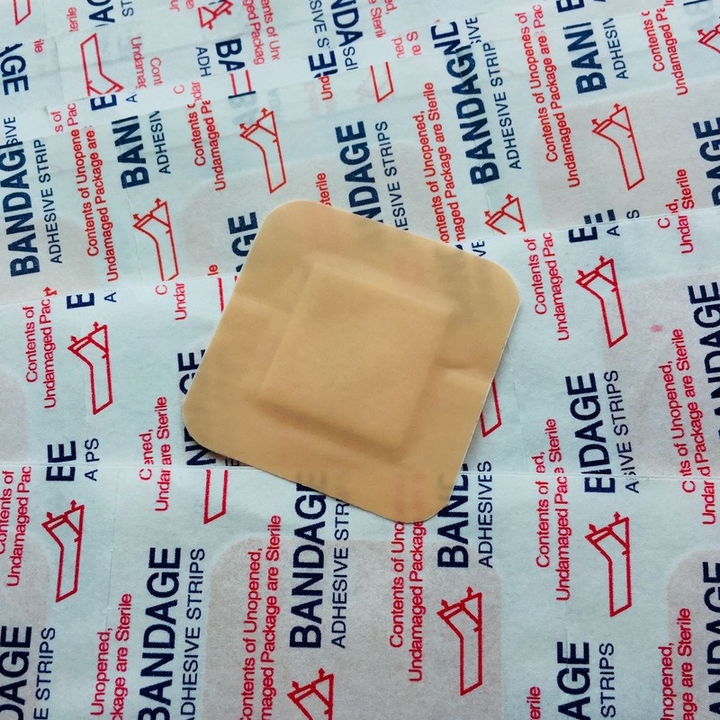 100Pcs Adhesive Medical Wound Plaster Waterproof Bandage Band Aid ...