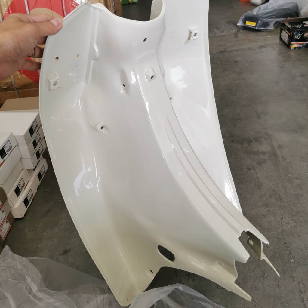 YAMAHA Y88 LEGSHIELD ASSY LEG SHIELD KEPAK SAYAP FRONT COVER PUTIH ...