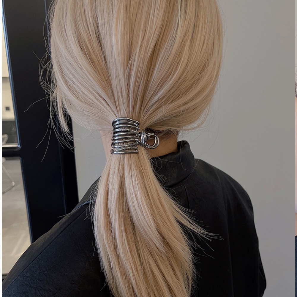 A HELLO GIRL Simple High Ponytail Grip Clip High-end Hair Clip Head ...