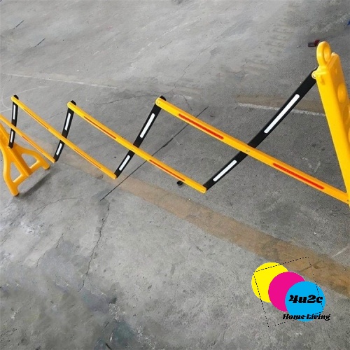 4u2c H&L Extendable Mobile Barricade Fence, Road Barrier Movable ...