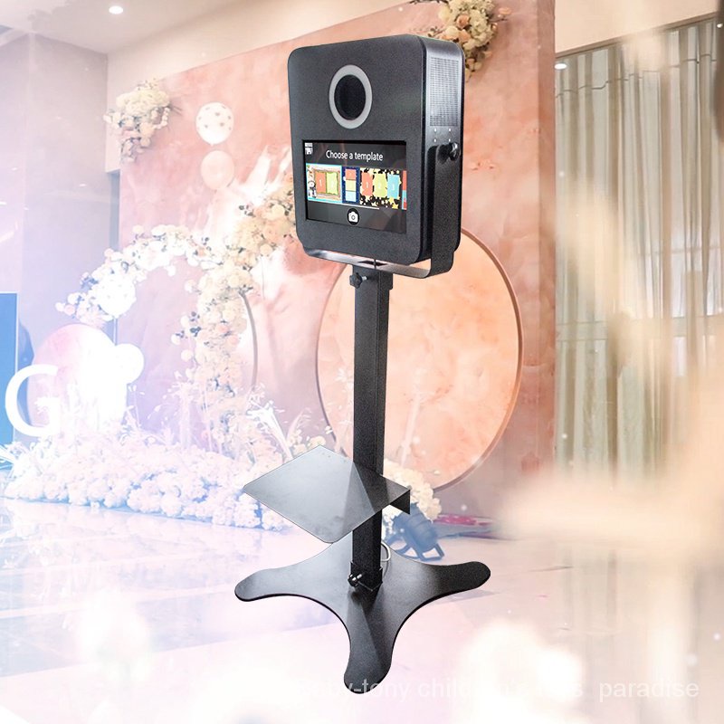 RCM156 Buy photo booth black and white selfie light weight photo booth ...
