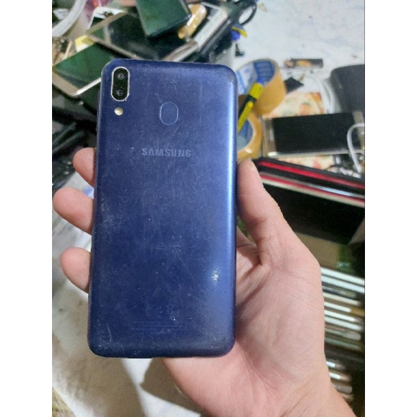 Samsung M20 body cluster is full of damaged screen | Shopee Malaysia