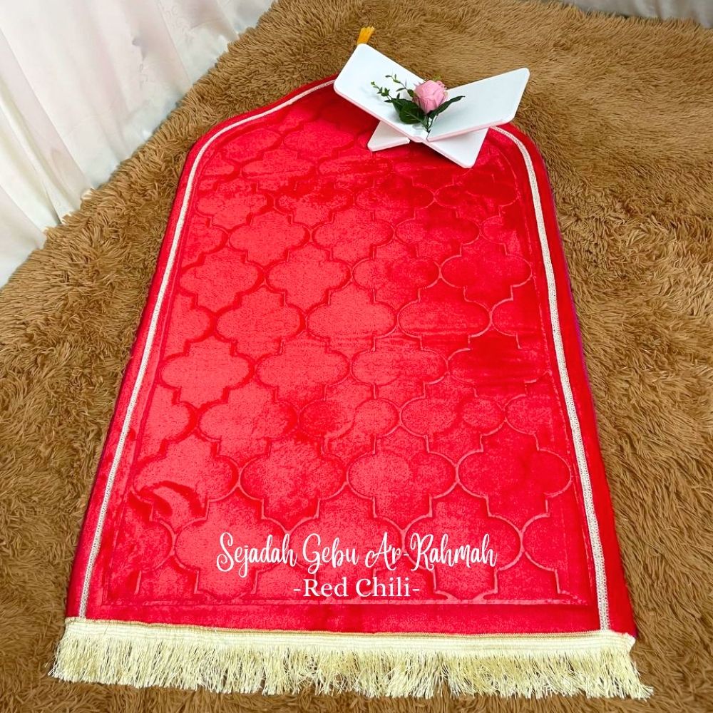 Sejadah Premium Anti Slip Prayer Mat For Solat Ar-Rahmah Gebu Berspan ...