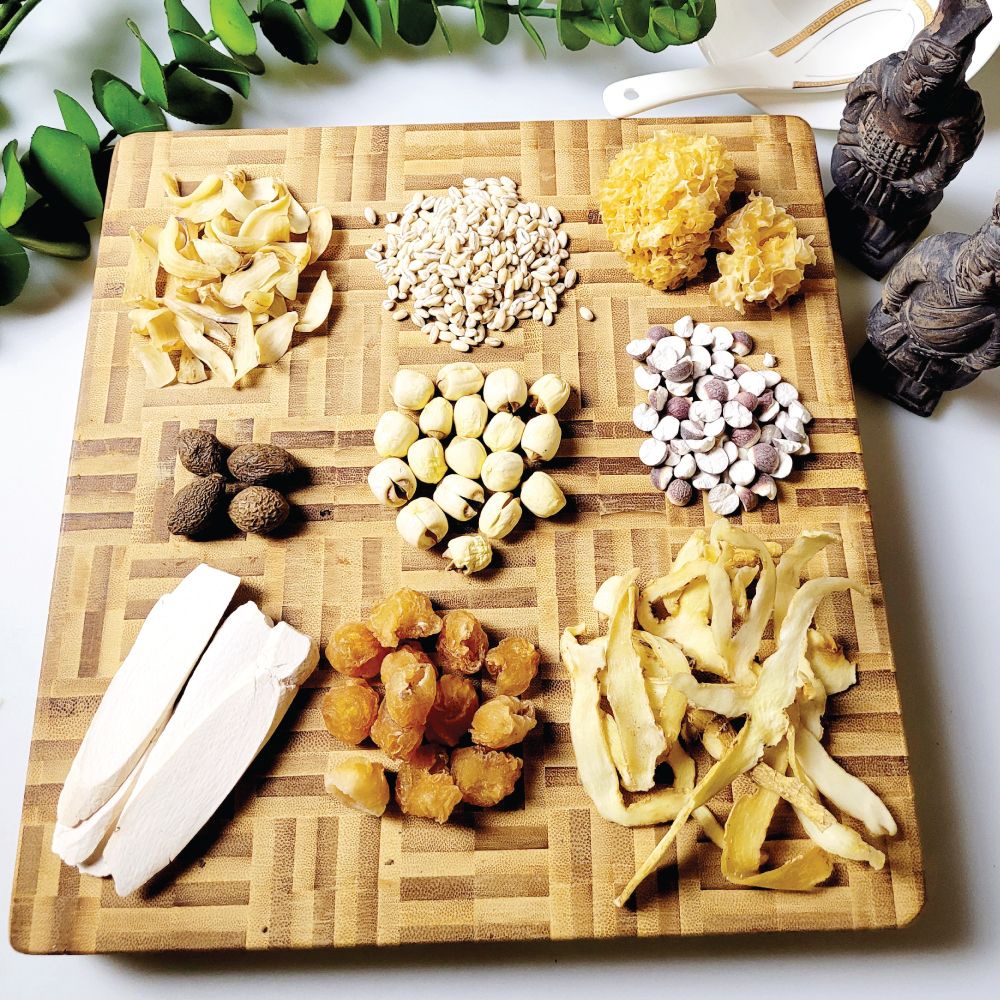 (大马药业) 雪耳清补凉 Snow Fungus Qing Bu Liang (Dessert Soup) | Shopee Malaysia
