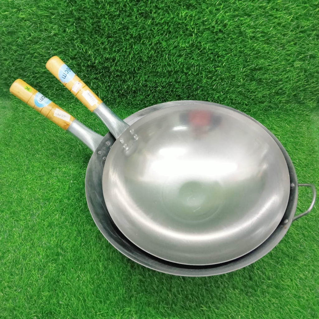 KUALI BESI DENGAN PEMEGANG (36CM/40CM) | Shopee Malaysia