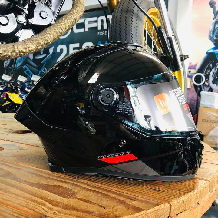 MT Helmet Thunder 4 Double Visor Fullface Helmet With Spoiler A1 Gloss ...