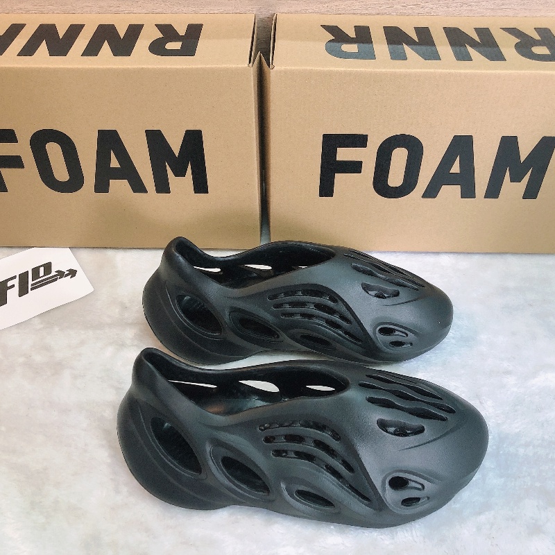 2023 Wholesale Yezzy Top Original Quality Fashion Outdoor Slippers Foam ...
