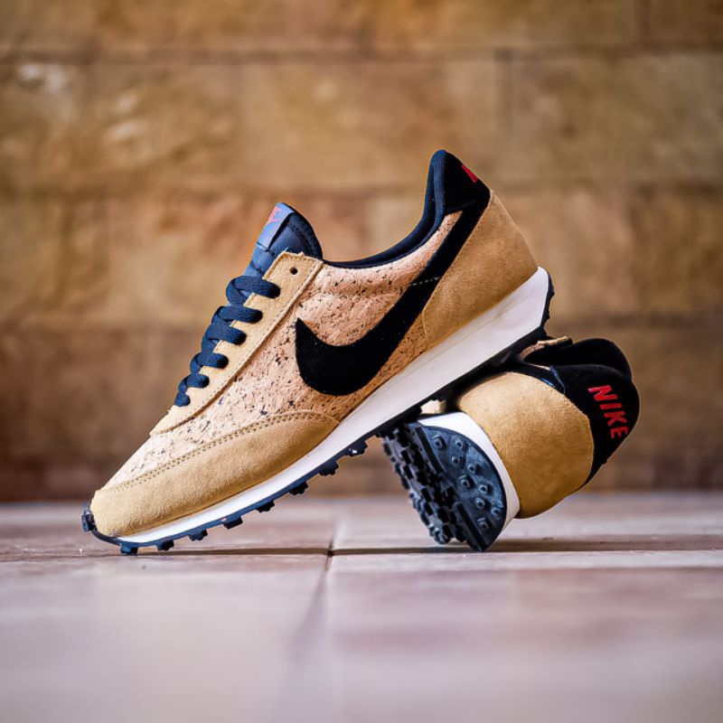 kasut Nike DAYBREAK BROWN BLACK MOTIF WOOD (ORIGINAL) | Shopee Malaysia