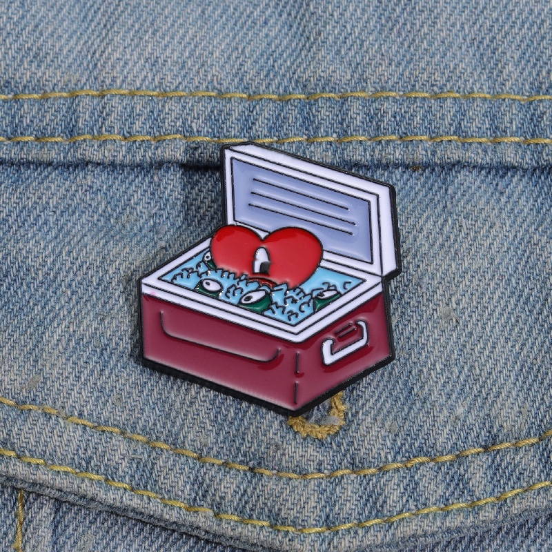 Bad Bunny Red Heart Rapper Enamel Pin Cartoon Music Brooch Pins Metal ...