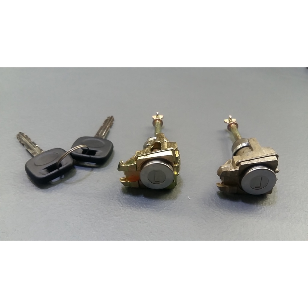 TOYOTA VIOS NCP42 DOOR LOCK SET LEFT AND RIGHT KEY LOCK SET | Shopee ...