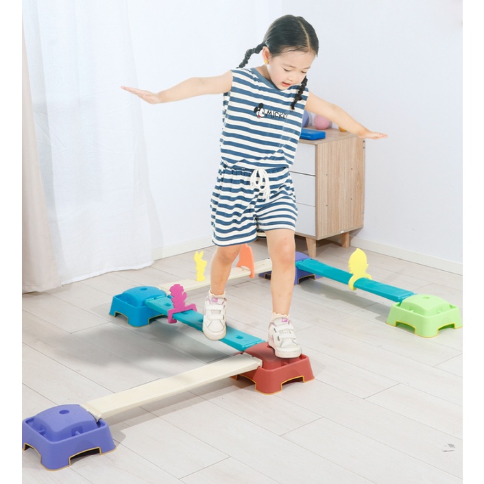 Single-plank Bridge, Children's Sensory Integration Training, Outdoor ...