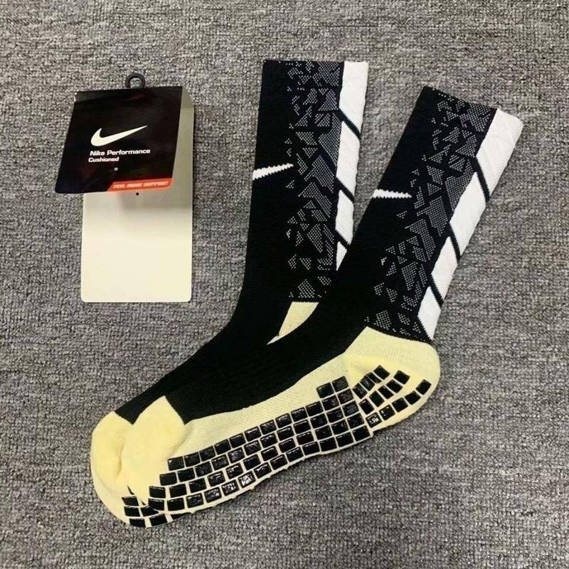 2024 Anti slip sock Grip Stokin bola futsal anti slip football soccer ...
