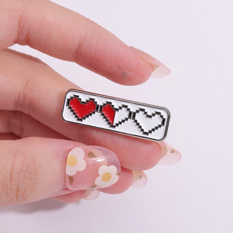 Creative Pixel Heart Enamel Pin Cartoon Love Brooch Lapel Badge Jewelry ...
