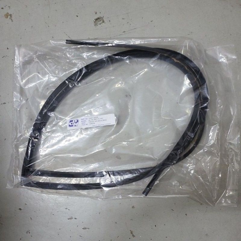 75533-52140 TOYOTA VIOS NCP93 FRONT WINDSCREEN MOULDING RUBBER | Shopee ...