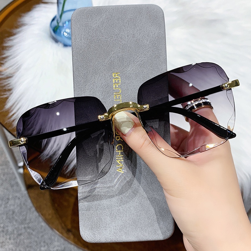 Sunglasses For Women Fashion Rimless Beach Gradient Sunglass Original ...