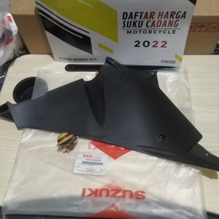 Suzuki gsx r150 r 150 inner fairing cowling inner cover original sgp ...
