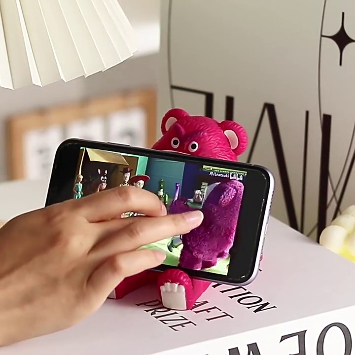 Creative Portable Strawberry Bear Phone Holder Mobile Phone Holder ...