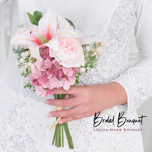 [LOUISA Hand Bouquet] Bunga Tangan, Hand Bouquet, Bunga Tangan Nikah ...