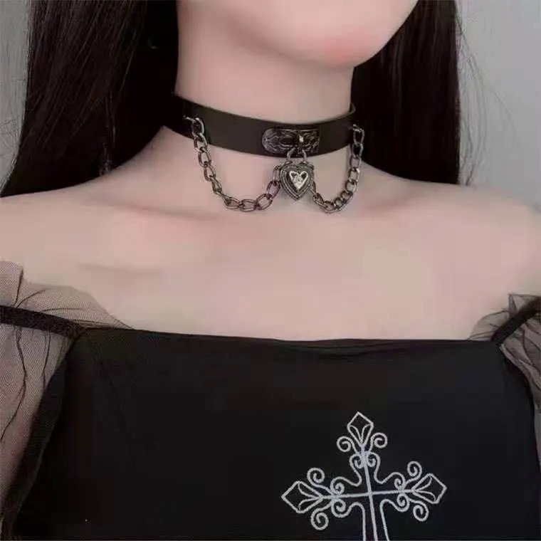Y2K Cosplay Harajuku Punk Rock Gothic Collar Choker Sexy PU Leather Heart Cross Spike Collar ...