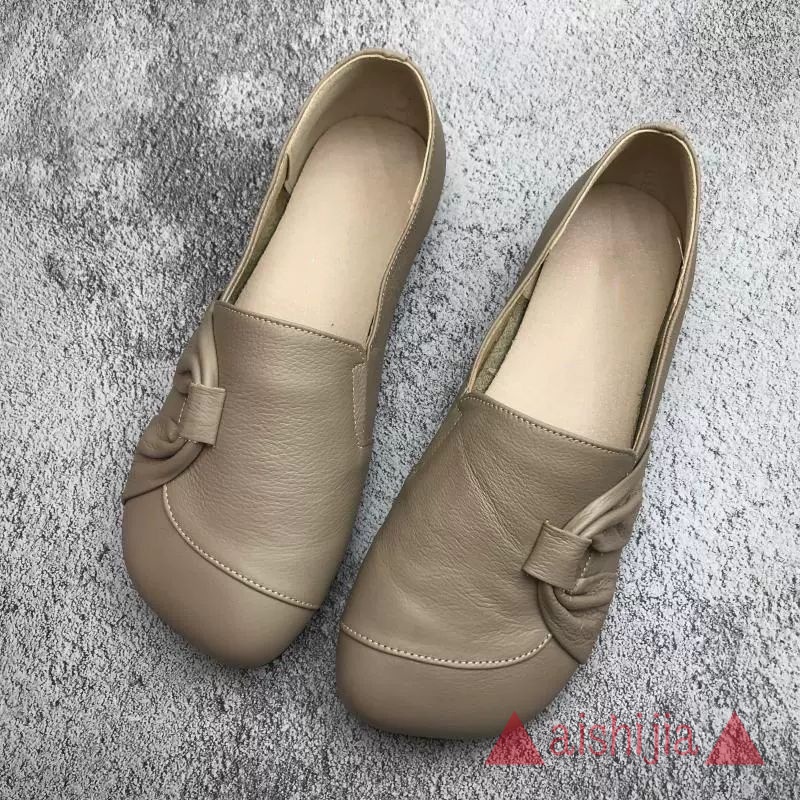 Ready stock 35-43 fat feet large size women's shoes real soft leather ...