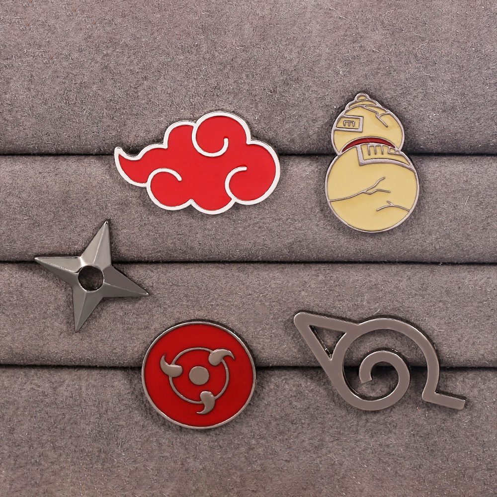 Naruto Series Brooches Cartoon Daybreak Wheel Eyes Rebellious Shuriken ...