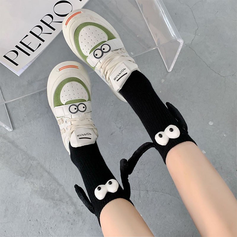 Cute Cartoon Eyes Magnet Socks For Couples Girlfriend Handle Socks Cute ...