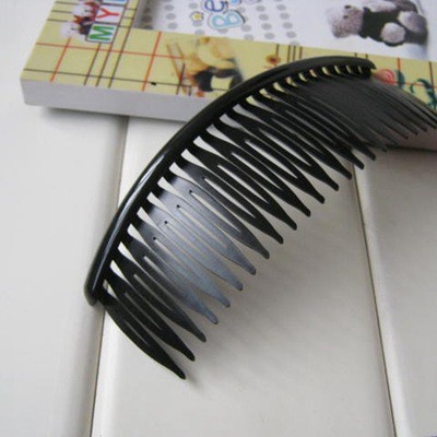 Hair Scratches Black And Smooth Models For Women Handy, Hair Scratches ...