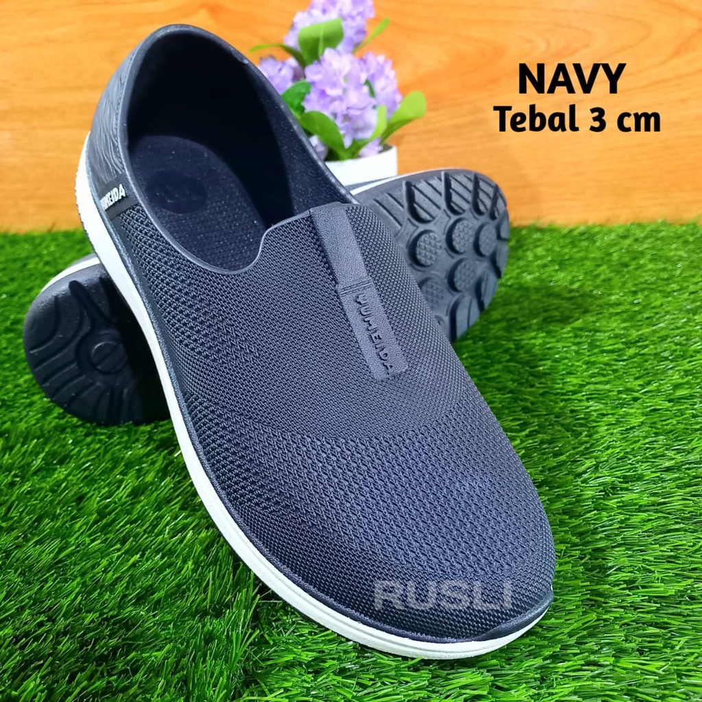 Yumeida 2301 Men's Slip On Rubber Shoes | Shopee Malaysia