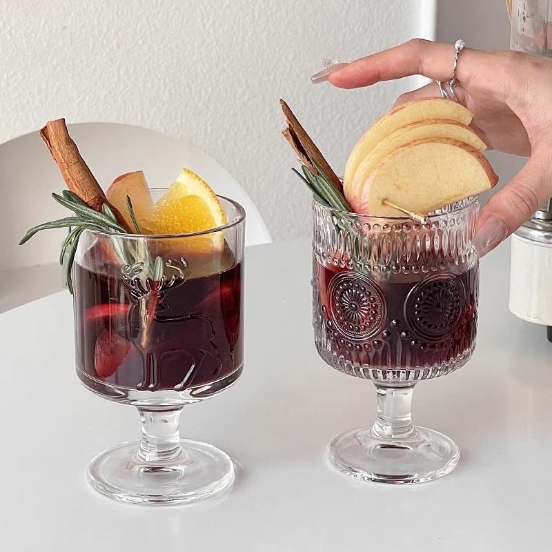 Gelas Wain Merah Panas Koktel Krismas Bunga Matahari Stemware Estetik ...