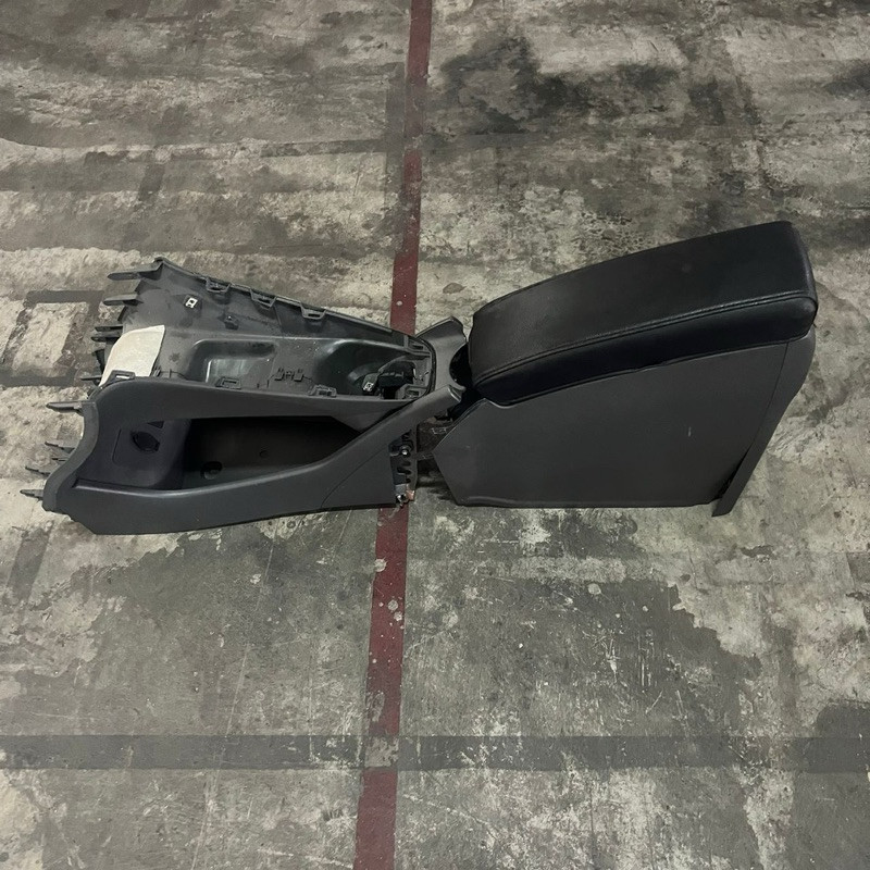 🇯🇵Toyota Prius ZVW30 Arm Rest Console Box IMPORTED FROM JAPAN USED ...