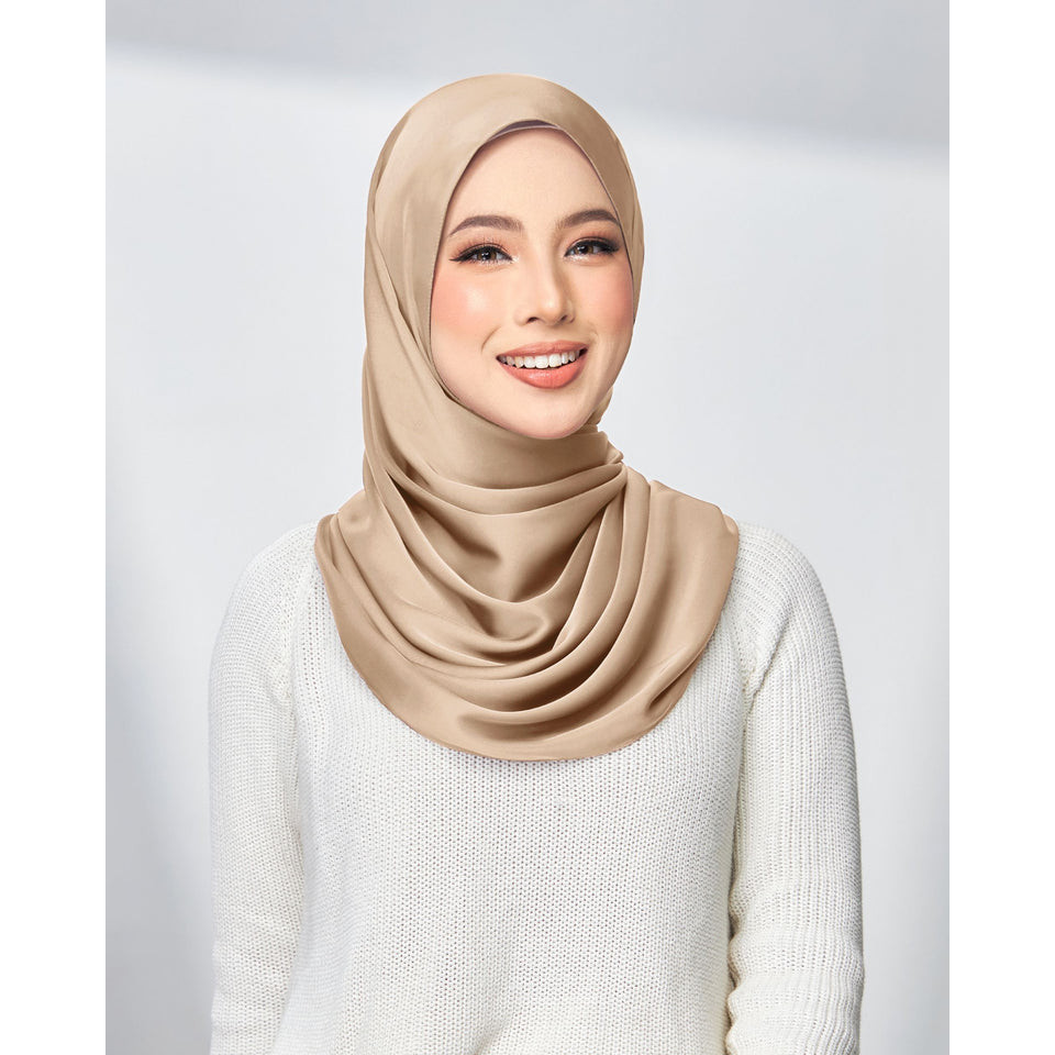 TR AMARA SATIN SHAWL LIGHTWEIGHT SATIN COLLECTION BY TUDUNGRUFFLE | Shopee Malaysia