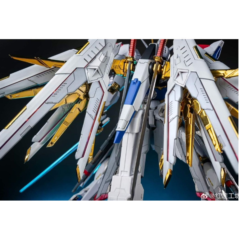 [Red Lotus Camp] 1/100 Defender Mighty Strike Freedom Backpack | Shopee ...