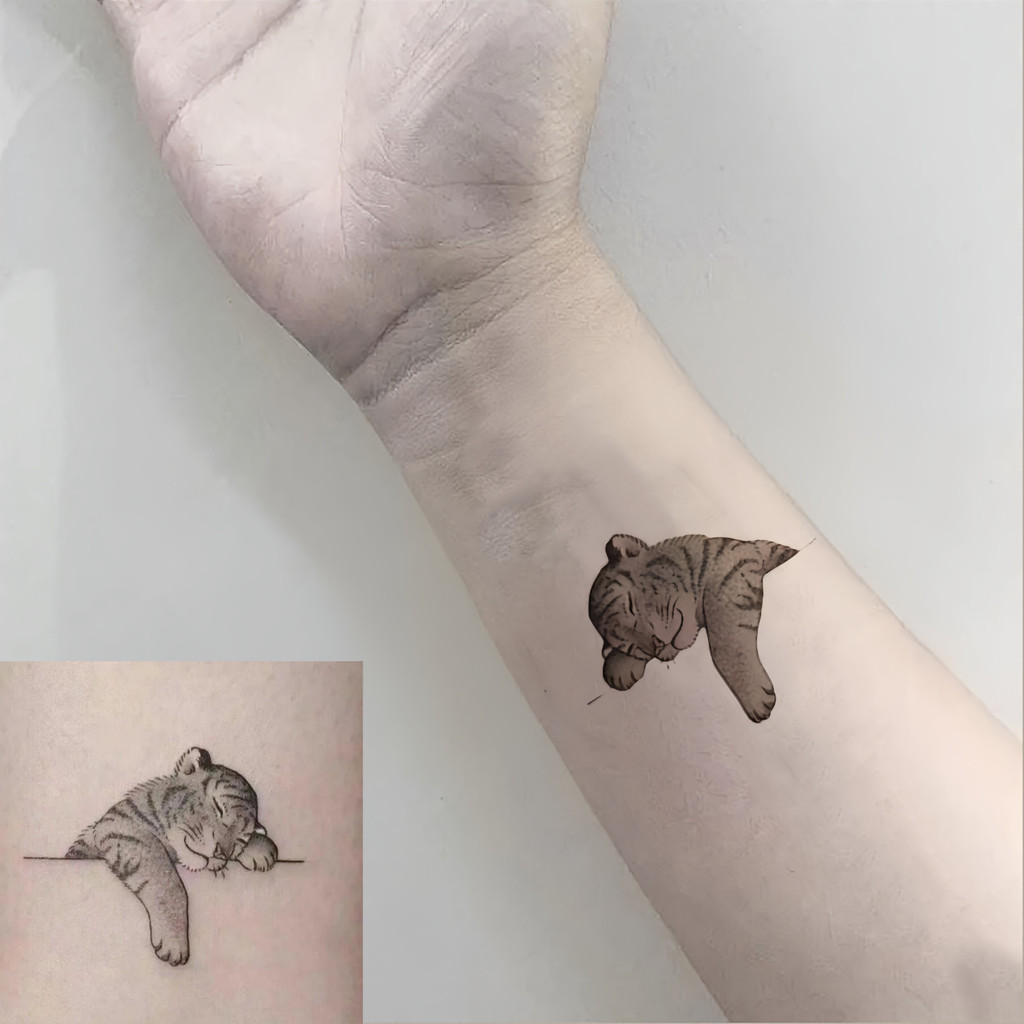 Arm Herbal Tattoo Sticker Fashion Tattoo Waterproof Tattoo Fake Herbal ...