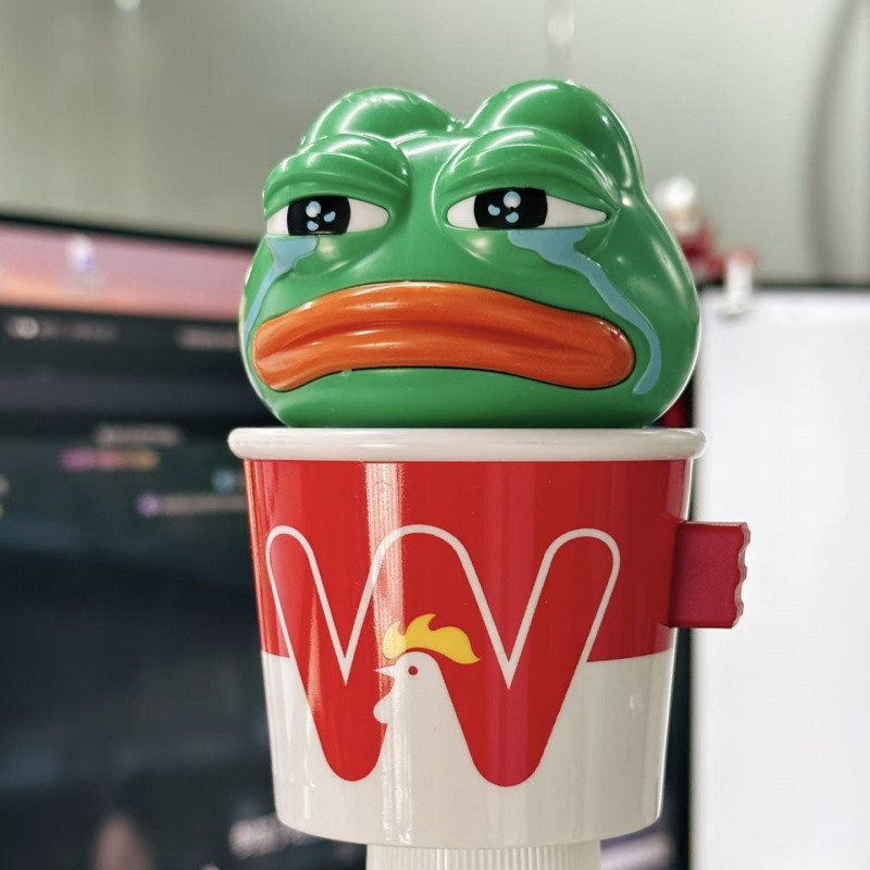 Pepe Frog Squirt Gun Toy - Unique Collectible Meme Water Gun for Summer ...